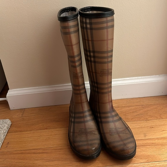 Burberry | Shoes | Burberry Rainboots | Poshmark